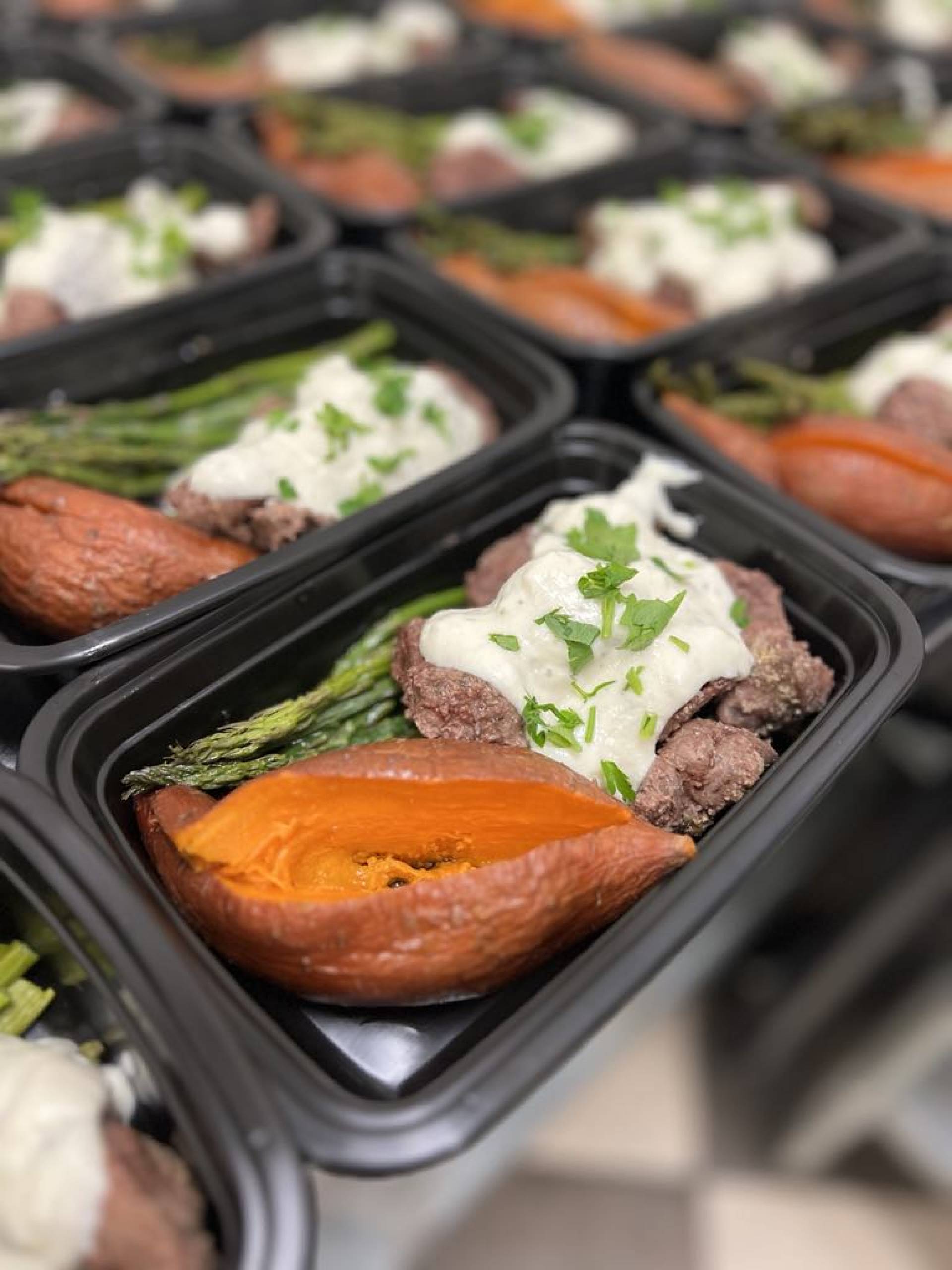 Steak Bites with Creamy Garlic Sauce - Precision Prep Visalia